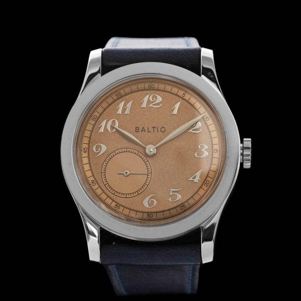 Baltic - 2021 MR01 36mm 'Salmon Dial' – FiveFortyFive