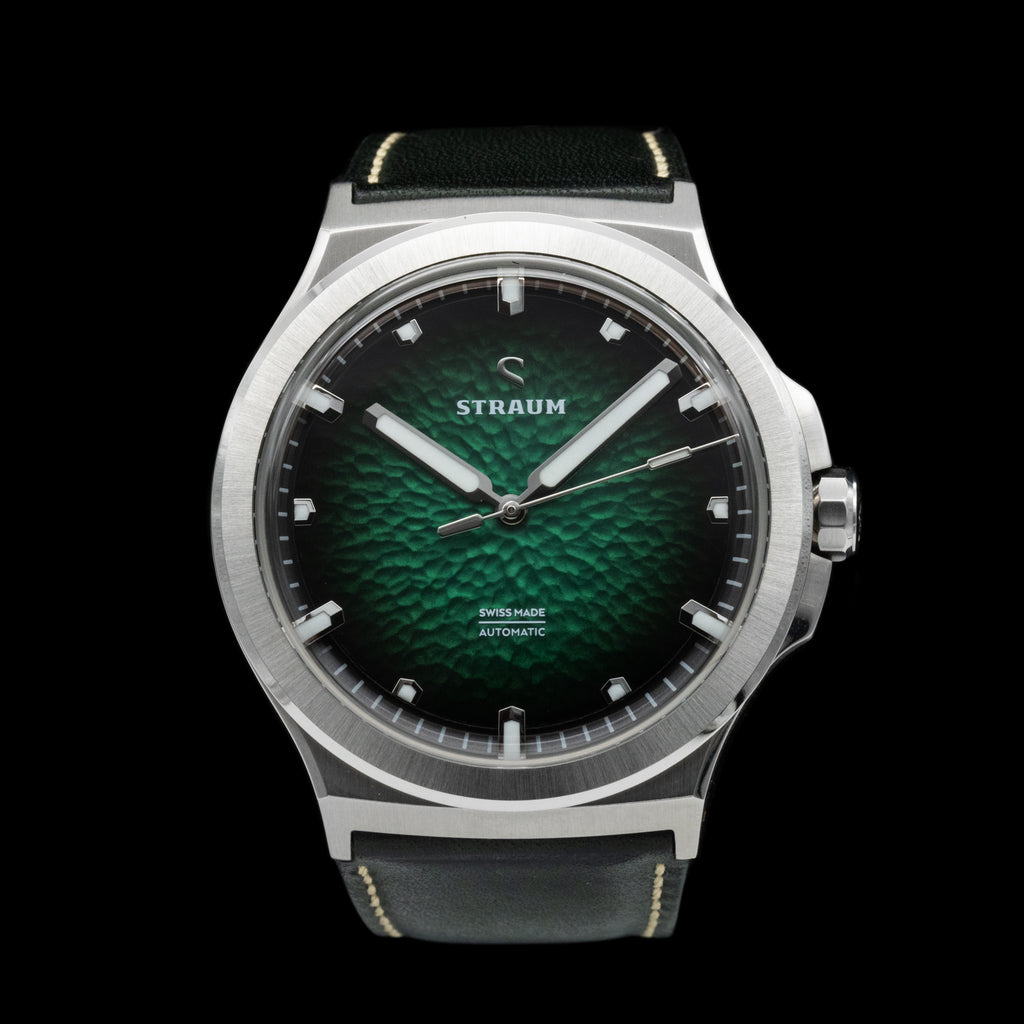 Straum - 2022 Opphav Green 9102.2100 – FiveFortyFive